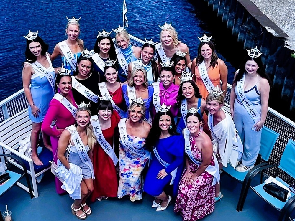 Miss Michigan Cruise | Aquastar Cruises Muskegon Lake